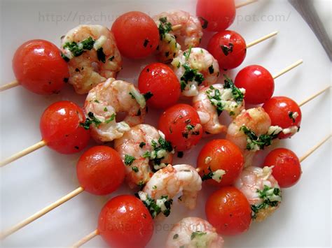 Oído cocina Brochetas de tomate cherry y gambas