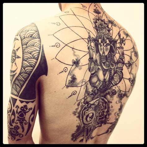 40 Vivid Hindu Inspired Tattoos Body Tattoo Design Back Tattoos