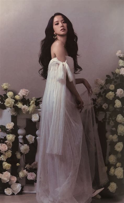 SCAN Jisoo For BLACKPINKs 2022 Welcoming BLACKPINKOFFICIAL