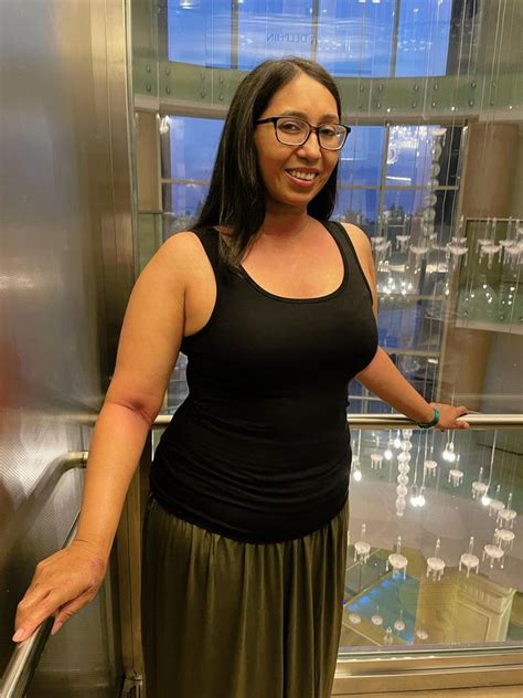 The Body On This Auntie Makes Me Want To Stuff Every Hole She S Got