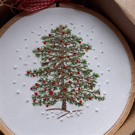 Christmas Tree Hand Embroidery Kit Winter Christmas Embroidery