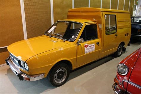Pin on Autók járművek Skoda Vans classic Vans