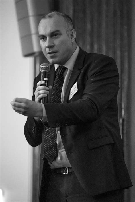 François GEMENNE Conférence et contact