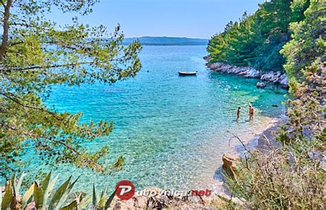 Plaža Drasina FKK Bol Brač