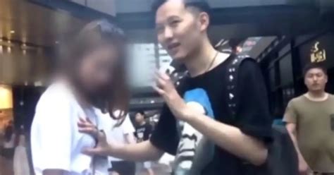 Street Performer Arrested For Harassment After Using His Magic Tricks As An Excuse To Fondle