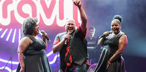 Tiago Abravanel Faz Baile Abrava E Requebra Ao Som De Anitta OFuxico