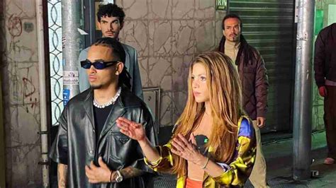 Con el corazón en las manos Shakira le da una fulminante sacudida a