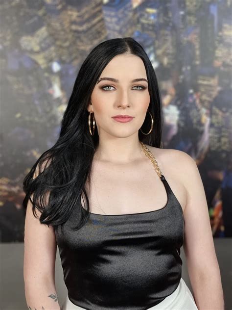Tw Pornstars Pierre Woodman Twitter Today I Casted Stepsissuzie Who Did Her First Anal