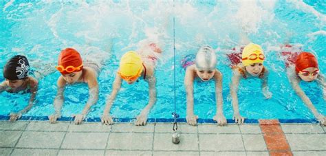 Lablachère Deux stages Japprends à nager cet été