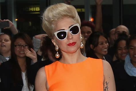 Lady Gaga Novi album pre proleća WANNABE MAGAZINE