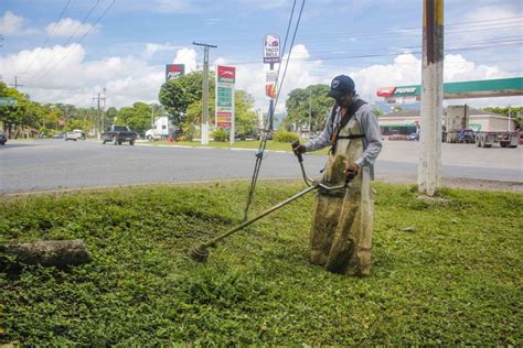 Áreas Verdes Siempre Limpias MUNI PUERTO BARRIOS