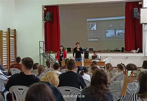 Comunicat De Pres Erasmus Day Celebrat De Liceul Teoretic Ion Barbu
