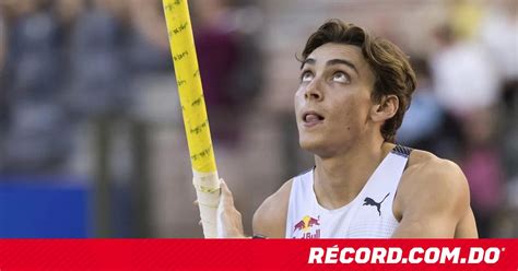 Armand Duplantis y su increíble récord mundial en salto con pértiga