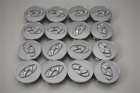 HYUNDAI 52960 3K250 Dekielek Felg Aluminiowych OEM 60mm Chrom D09 52960