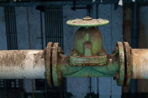 Preventing Water Corrosion With These 4 Ways AOS Treatment Solutions