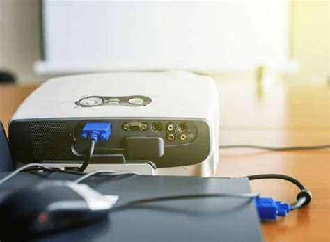 Quel câble choisir pour un vidéoprojecteur Projector Best