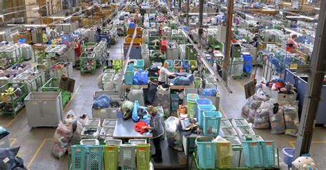 VIDEO Recyclage des textiles visite dune usine pionnière dans l
