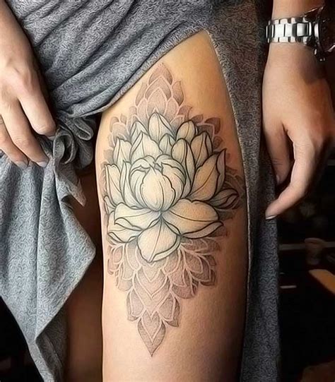 Tatuajes flor de loto Significado y mejores diseños