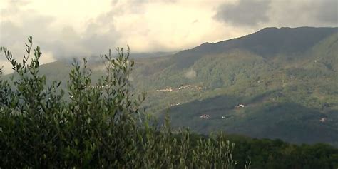 Di là dal fiume e tra gli alberi S2E7 Ombre e nebbia in Lunigiana