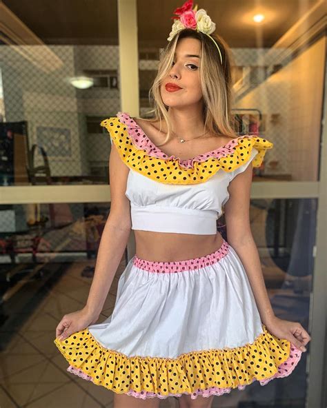 Look De Festa Junina 50 Ideias Para Pular A Fogueira Estilo