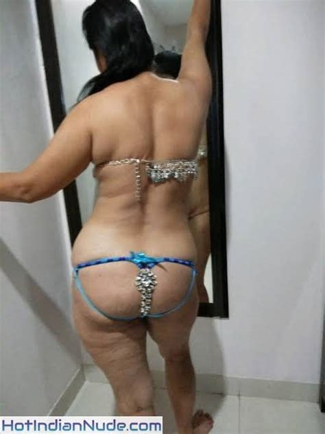 34 Pictures Of Indian Aunties With Gigantic Desi Asses Hot Indian Nude