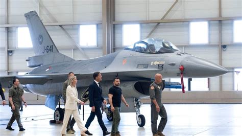 Was Sie über F 16 Kampfjet Lieferungen wissen müssen