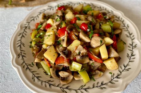 Patatesli Mantar Sote Tarifi Nasıl Yapılır Resimli Anlatım Yemek