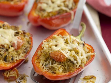 Paprika mit Reis gefüllt Rezept EAT SMARTER