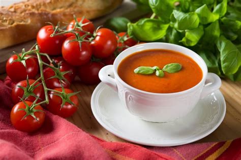 Krem z pomidorów FoodMagazine pl Przepisy kulinarne