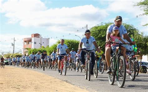Passeio ciclístico alusivo ao Dia dos Pais em Juazeiro é realizado em