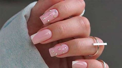 Aprender acerca 54 imagen uñas francesas en blanco Abzlocal mx