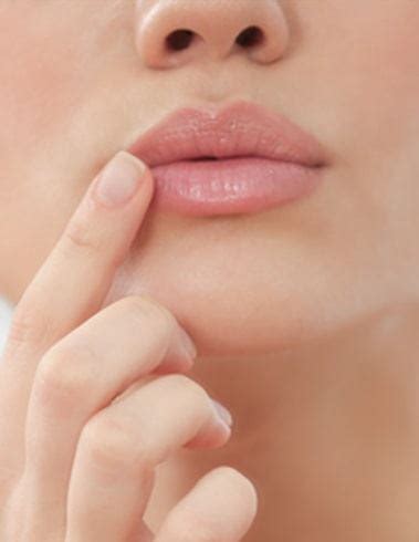 Cómo curar un herpes labial Tratamiento y remedios Liposan