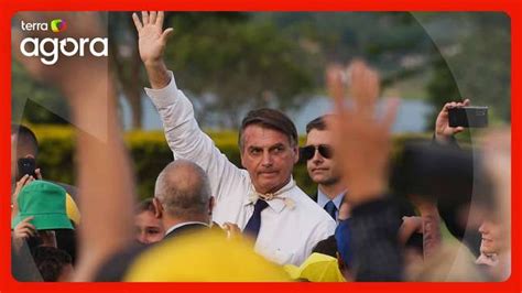 Tarcísio sai em defesa de Bolsonaro após indiciamento Narrativa que