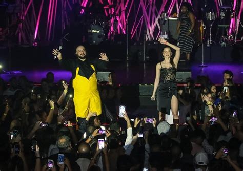 Sophia Abrahão se apresenta Thiago Abravanel e revela Frio na
