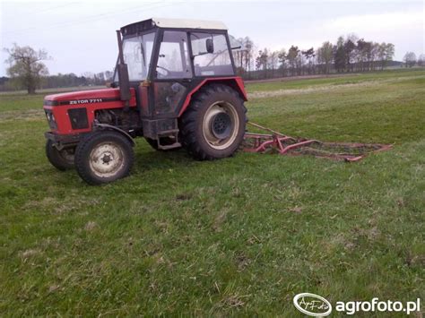 Foto Ciagnik Zetor 7711 Id 574087 Galeria Rolnicza Agrofoto