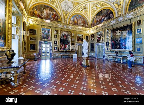 Iliade Room Hi Res Stock Photography And Images Alamy