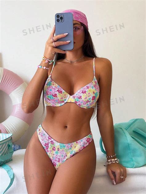 SHEIN Swim Mod Ensemble bikini à armature et smocké imprimé floral d