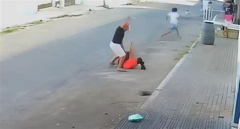 Mulher Esfaqueada Pelo Cunhado Por Negar Rela O Sexual Planeta