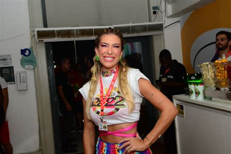 Lore Improta revela ansiedade para novo título a Viradouro no