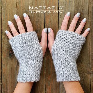Ravelry Easy Fingerless Gloves Pattern By Naztazia