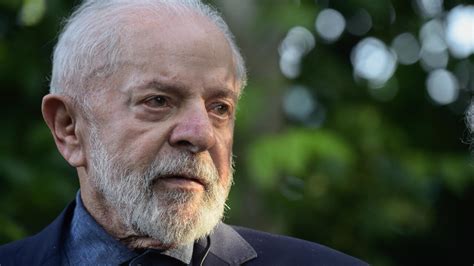 Imprensa internacional repercute cirurgia de emergência de Lula para