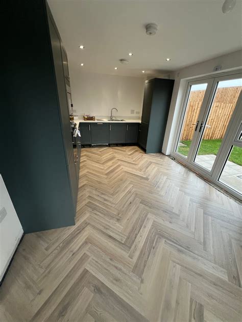 Polyflor Camaro RigidCore Naked Blond Oak Herringbone RPQ4144