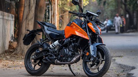 Why The 2024 KTM 250 Duke Is An Excellent First Motorcycle