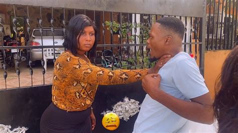 Sector Funny Gade Sak Rive Yon Neg Kap Vann Yon Machin Ki Pa Pou Li Act