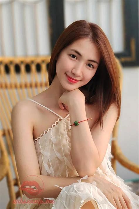 Loạt ảnh ca sĩ Hoà Minzy sexy thu hút mọi ánh nhìn Ảnh Sex