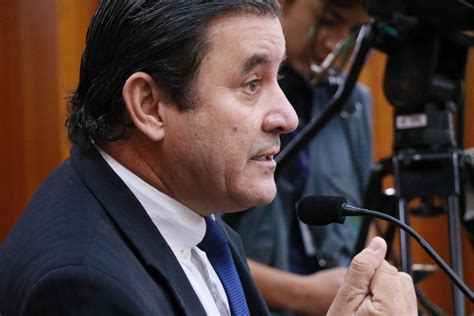 Vereadores debatem mudança do nome da Avenida Castelo Branco