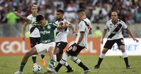 Em alta no Palmeiras Richard Ríos já lidera estatística no Brasileirão