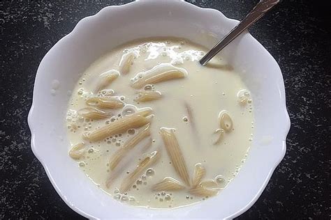 Zupa Mleczna Z Makaronem Prosty Przepis Na Foodo Pl