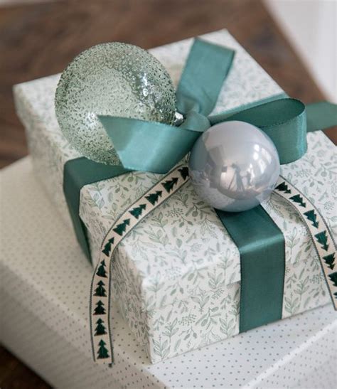 Checa estas ideas únicas y creativas para envolver tu regalo de Navidad
