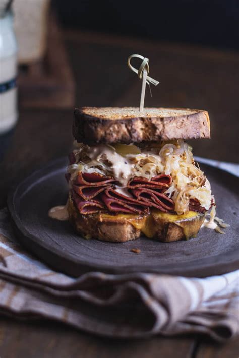 Reuben Sandwich New York Style Foodundco De Pastrami Sandwich Meat